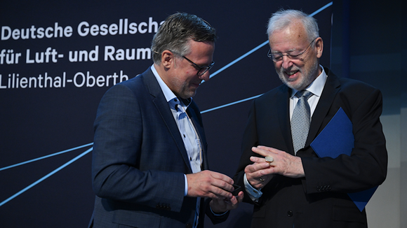 Deutsche Gesellschaft für Luft- und Raumfahrt - Lilienthal-Oberth e.V ...